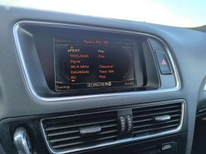 Balts Audi Q5 2010 Marijampole, ar dzinēja tilpumu 1.97 L un nobraukumu 254 tūkst. km par 8600 €, foto 20 vietnē AUTOMOTO.COM.LV