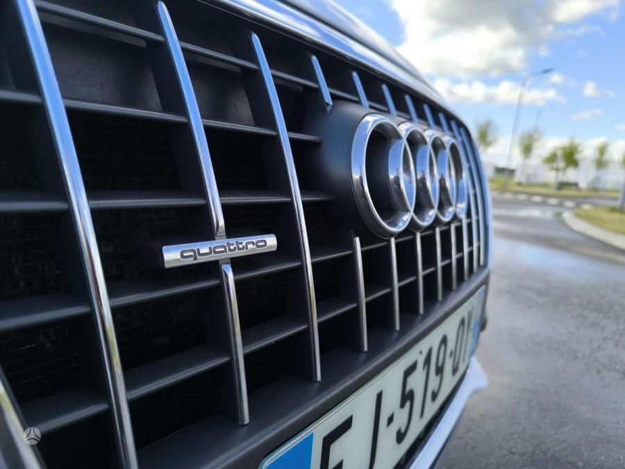 Balts Audi Q5 2010 Marijampole, ar dzinēja tilpumu 1.97 L un nobraukumu 254 tūkst. km par 8600 €, foto 21 vietnē AUTOMOTO.COM.LV