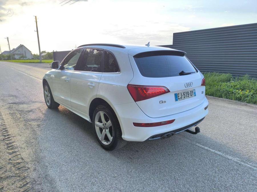 White Audi Q5 2010 in Marijampole, with an engine capacity of 1.97 L and mileage of 254 thousand km for 8050 €, photo 4 on AUTOMOTO.COM.LV