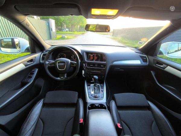 White Audi Q5 2010 in Marijampole, with an engine capacity of 1.97 L and mileage of 254 thousand km for 8050 €, photo 11 on AUTOMOTO.COM.LV