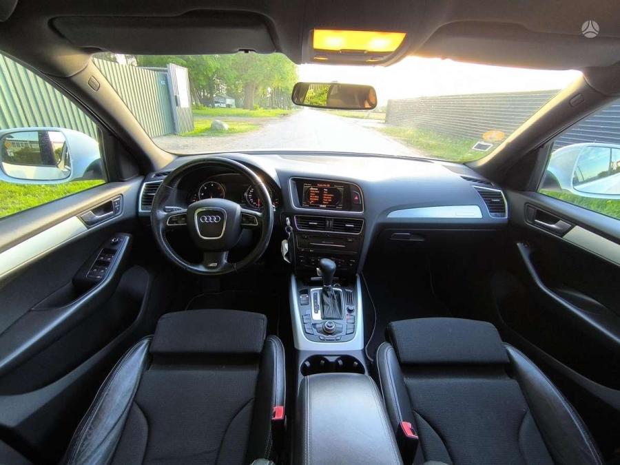 White Audi Q5 2010 in Marijampole, with an engine capacity of 1.97 L and mileage of 254 thousand km for 8050 €, photo 11 on AUTOMOTO.COM.LV