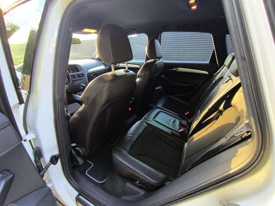 White Audi Q5 2010 in Marijampole, with an engine capacity of 1.97 L and mileage of 254 thousand km for 8050 €, photo 13 on AUTOMOTO.COM.LV