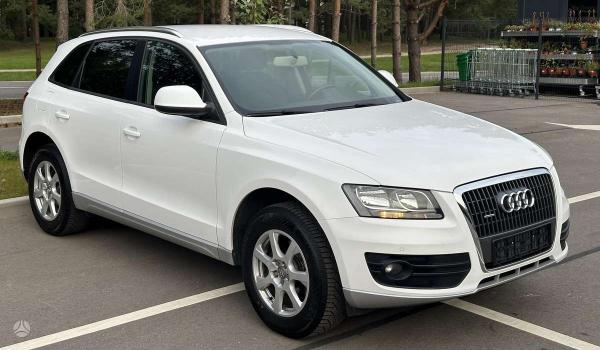 White Audi Q5 2010 in Utena, with an engine capacity of 1.97 L and mileage of 243 thousand km for 7100 €, photo 3 on AUTOMOTO.COM.LV
