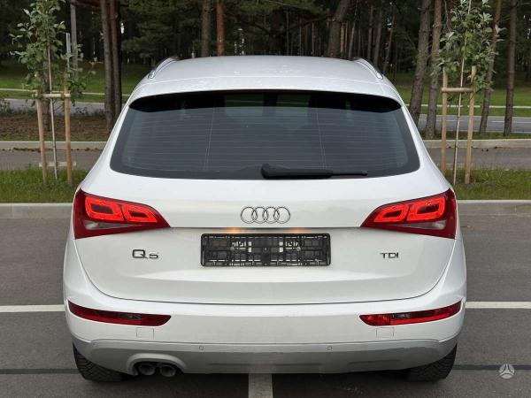 White Audi Q5 2010 in Utena, with an engine capacity of 1.97 L and mileage of 243 thousand km for 7100 €, photo 8 on AUTOMOTO.COM.LV