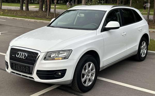 Balts Audi Q5 2010 Utena, ar dzinēja tilpumu 1.97 L un nobraukumu 243 tūkst. km par 7100 €, foto 5 vietnē AUTOMOTO.COM.LV