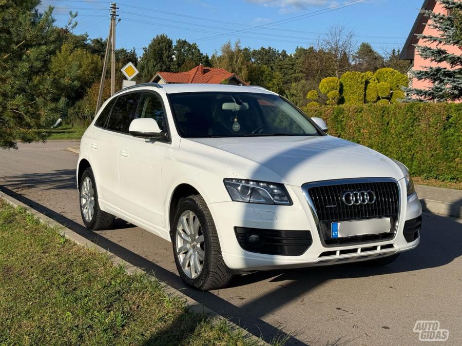 White Audi Q5 2010 in Vilnius, with an engine capacity of 3.00 L and mileage of 290 thousand km for 8300 €, photo 6 on AUTOMOTO.COM.LV