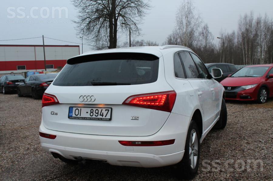 White Audi Q5 2011 in Daugavpils, with an engine capacity of 2.00 L and mileage of 225 thousand km for 9290 €, photo 5 on AUTOMOTO.COM.LV