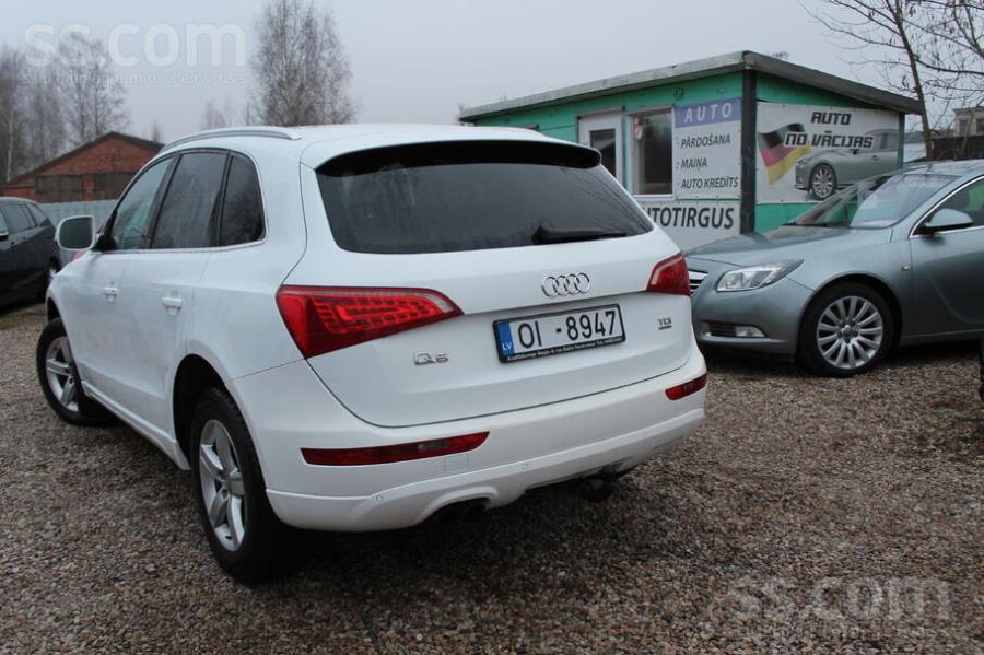 White Audi Q5 2011 in Daugavpils, with an engine capacity of 2.00 L and mileage of 225 thousand km for 9290 €, photo 6 on AUTOMOTO.COM.LV