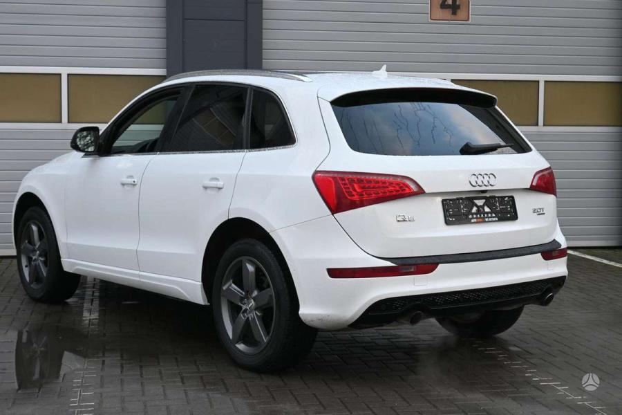 White Audi Q5 2011 in Kretinga, with an engine capacity of 1.98 L and mileage of 259 thousand km for 9999 €, photo 8 on AUTOMOTO.COM.LV
