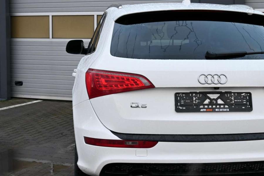 White Audi Q5 2011 in Kretinga, with an engine capacity of 1.98 L and mileage of 259 thousand km for 9999 €, photo 9 on AUTOMOTO.COM.LV