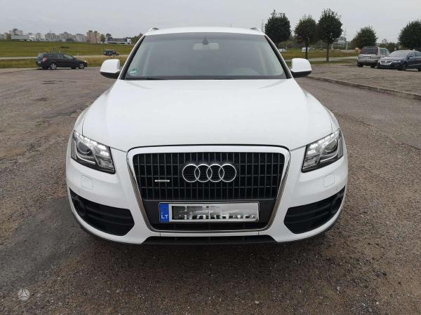 White Audi Q5 2011 in Kaunas, with an engine capacity of 1.97 L and mileage of 310 thousand km for 9500 €, photo 2 on AUTOMOTO.COM.LV