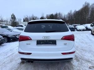 Balts Audi Q5 2011 Utena, ar dzinēja tilpumu 1.97 L un nobraukumu 196 tūkst. km par 11850 €, foto 12 vietnē AUTOMOTO.COM.LV