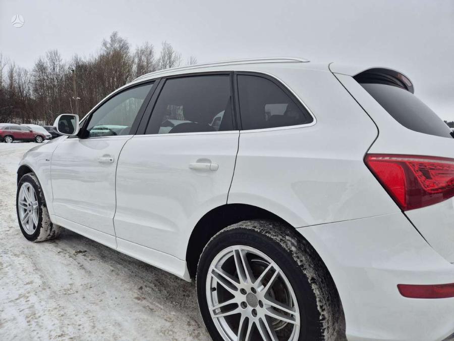 Balts Audi Q5 2011 Utena, ar dzinēja tilpumu 1.97 L un nobraukumu 196 tūkst. km par 11850 €, foto 21 vietnē AUTOMOTO.COM.LV
