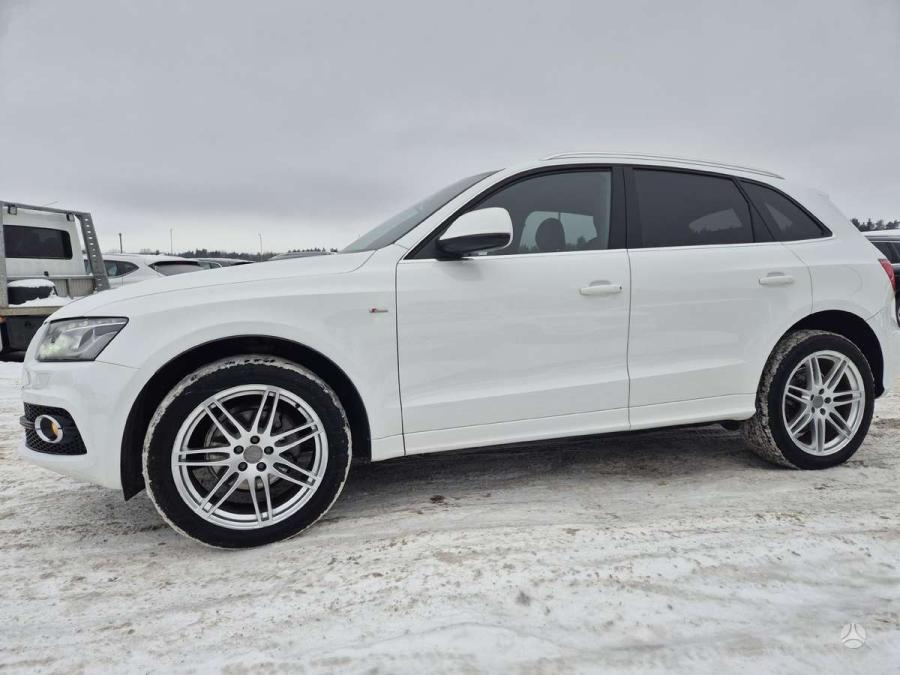 Balts Audi Q5 2011 Utena, ar dzinēja tilpumu 1.97 L un nobraukumu 193 tūkst. km par 11650 €, foto 7 vietnē AUTOMOTO.COM.LV