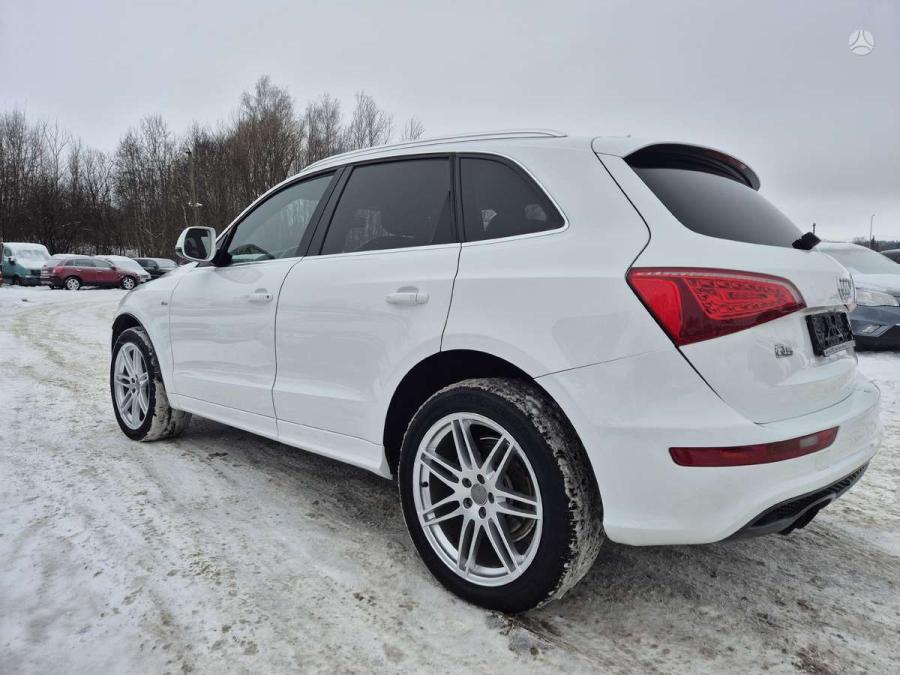 Balts Audi Q5 2011 Utena, ar dzinēja tilpumu 1.97 L un nobraukumu 193 tūkst. km par 11650 €, foto 13 vietnē AUTOMOTO.COM.LV