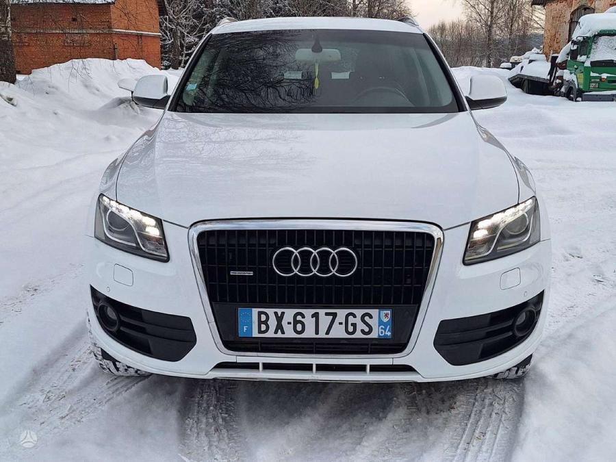 White Audi Q5 2011 in Taurage, with an engine capacity of 2.97 L and mileage of 325 thousand km for 8600 €, photo 2 on AUTOMOTO.COM.LV