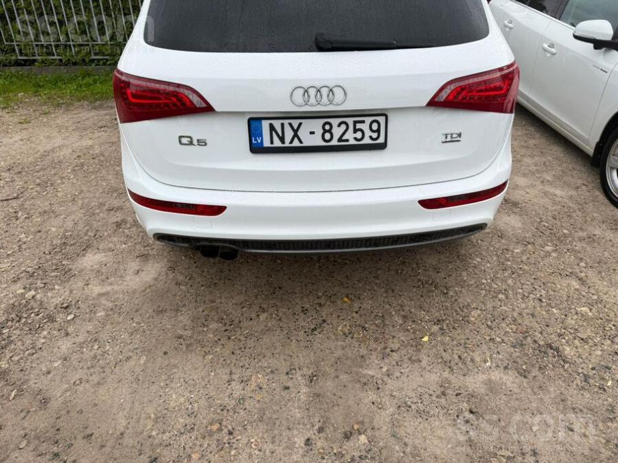 Balts Audi Q5 2011 Rīga, ar dzinēja tilpumu 2.00 L un nobraukumu 244 tūkst. km par 12000 €, foto 4 vietnē AUTOMOTO.COM.LV