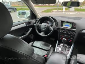 White Audi Q5 2011 in Tartu, with an engine capacity of 3.00 L and mileage of 0 thousand km for 7999 €, photo 8 on AUTOMOTO.COM.LV