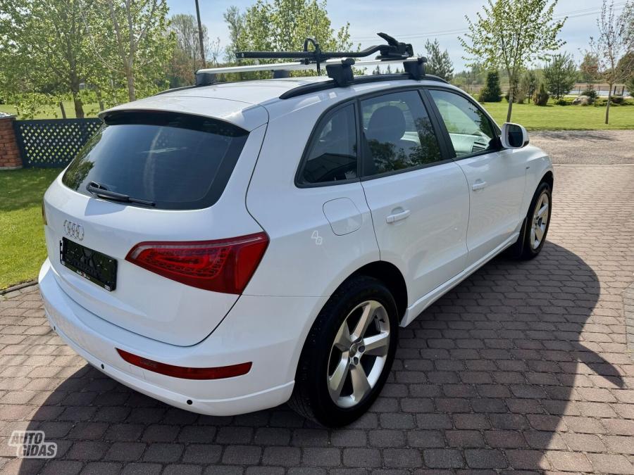 White Audi Q5 2011 in Radviliskis, with an engine capacity of 2.00 L and mileage of 300 thousand km for 8650 €, photo 3 on AUTOMOTO.COM.LV
