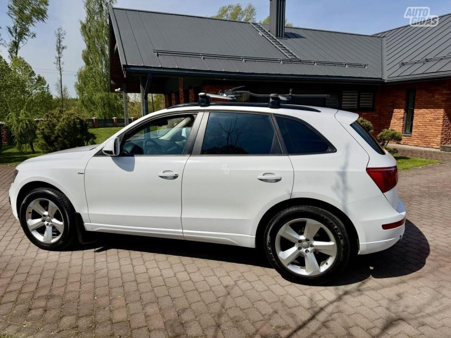 White Audi Q5 2011 in Radviliskis, with an engine capacity of 2.00 L and mileage of 300 thousand km for 8650 €, photo 9 on AUTOMOTO.COM.LV