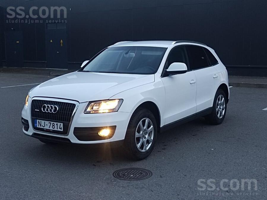 Balts Audi Q5 2011 Rīga, ar dzinēja tilpumu 2.00 L un nobraukumu 0 tūkst. km par 9700 €, foto 5 vietnē AUTOMOTO.COM.LV