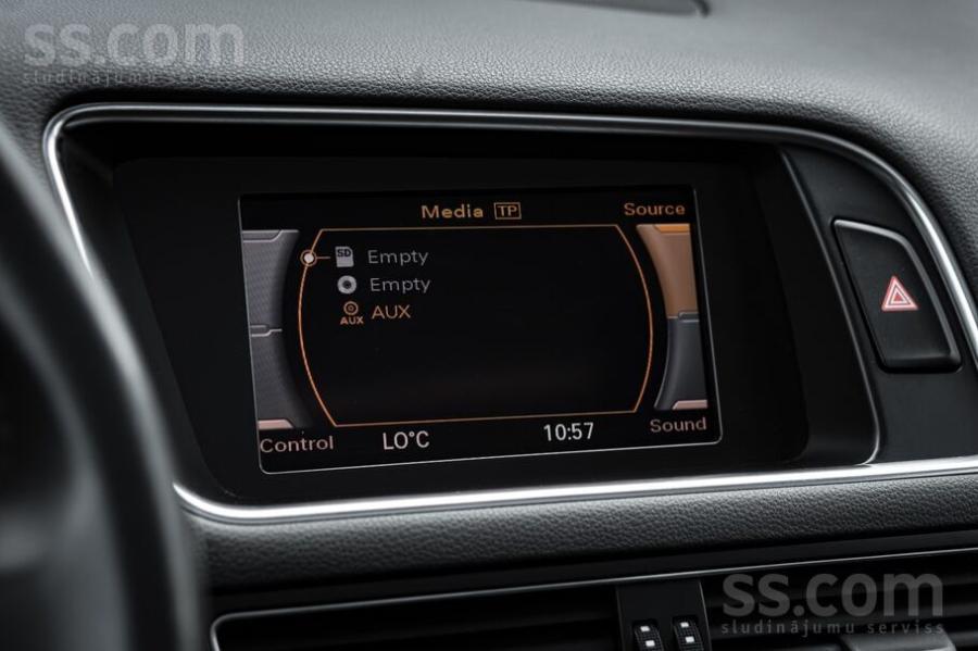 White Audi Q5 2011 in Riga, with an engine capacity of 2.00 L and mileage of 231 thousand km for 10500 €, photo 25 on AUTOMOTO.COM.LV
