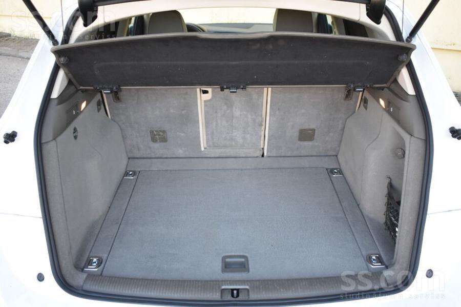 Balts Audi Q5 2011 Talsi, ar dzinēja tilpumu 3.00 L un nobraukumu 246 tūkst. km par 10700 €, foto 10 vietnē AUTOMOTO.COM.LV