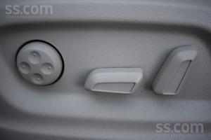 Balts Audi Q5 2011 Talsi, ar dzinēja tilpumu 3.00 L un nobraukumu 246 tūkst. km par 10700 €, foto 13 vietnē AUTOMOTO.COM.LV