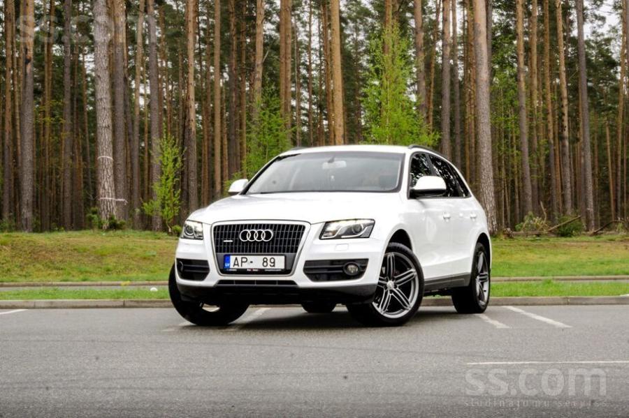 White Audi Q5 2011 in Riga, with an engine capacity of 2.00 L and mileage of 358 thousand km for 9990 €, photo 1 on AUTOMOTO.COM.LV