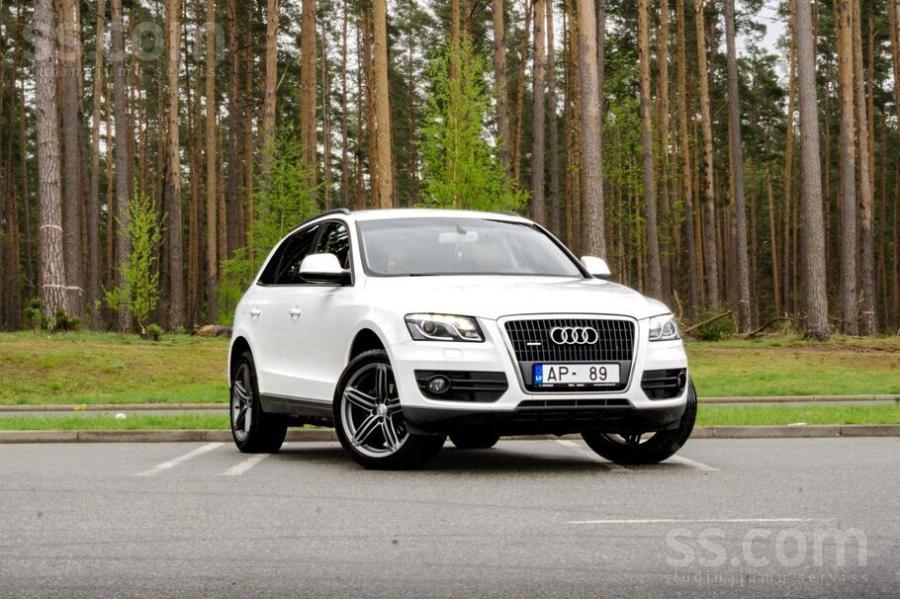 White Audi Q5 2011 in Riga, with an engine capacity of 2.00 L and mileage of 358 thousand km for 9990 €, photo 3 on AUTOMOTO.COM.LV