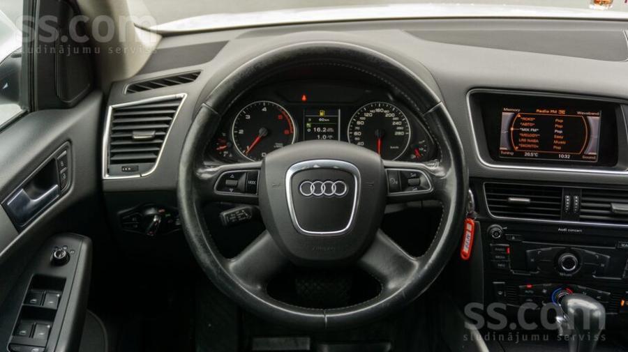 White Audi Q5 2011 in Riga, with an engine capacity of 2.00 L and mileage of 358 thousand km for 9990 €, photo 15 on AUTOMOTO.COM.LV