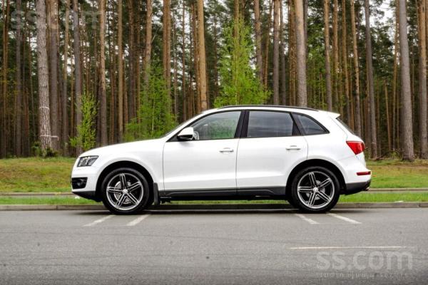 Balts Audi Q5 2011 Rīga, ar dzinēja tilpumu 2.00 L un nobraukumu 358 tūkst. km par 9990 €, foto 4 vietnē AUTOMOTO.COM.LV