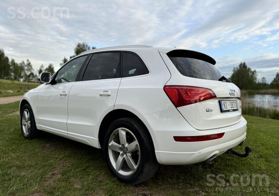 Balts Audi Q5 2011 Ogre, ar dzinēja tilpumu 3.00 L un nobraukumu 0 tūkst. km par 7700 €, foto 7 vietnē AUTOMOTO.COM.LV