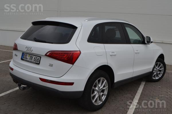 White Audi Q5 2011 in Riga, with an engine capacity of 2.00 L and mileage of 212 thousand km for 10650 €, photo 6 on AUTOMOTO.COM.LV