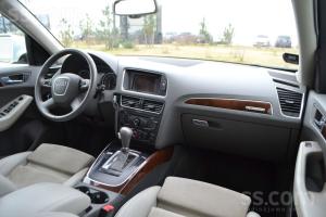 White Audi Q5 2011 in Riga, with an engine capacity of 2.00 L and mileage of 212 thousand km for 10650 €, photo 10 on AUTOMOTO.COM.LV