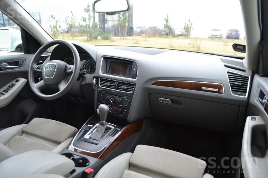 White Audi Q5 2011 in Riga, with an engine capacity of 2.00 L and mileage of 212 thousand km for 10650 €, photo 10 on AUTOMOTO.COM.LV