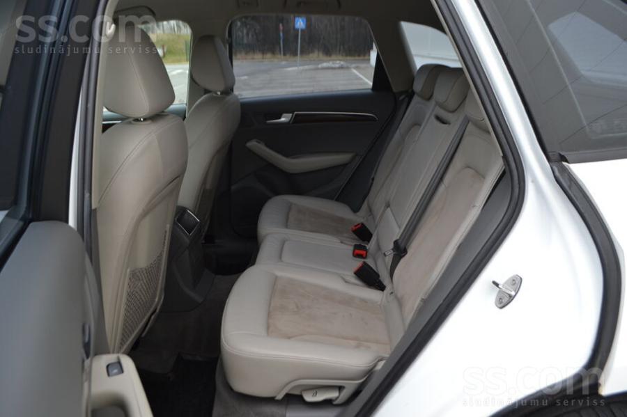 White Audi Q5 2011 in Riga, with an engine capacity of 2.00 L and mileage of 212 thousand km for 10650 €, photo 12 on AUTOMOTO.COM.LV