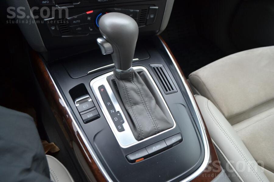 White Audi Q5 2011 in Riga, with an engine capacity of 2.00 L and mileage of 212 thousand km for 10650 €, photo 21 on AUTOMOTO.COM.LV