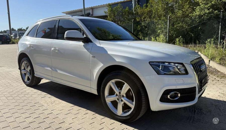 White Audi Q5 2011 in Utena, with an engine capacity of 1.97 L and mileage of 335 thousand km for 9700 €, photo 3 on AUTOMOTO.COM.LV