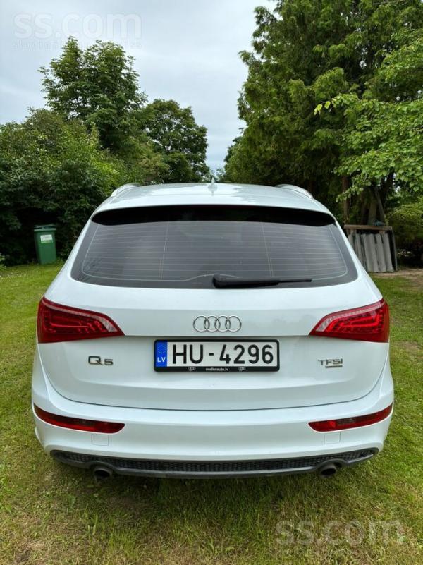 White Audi Q5 2011 in Riga, with an engine capacity of 2.00 L and mileage of 241 thousand km for 12400 €, photo 3 on AUTOMOTO.COM.LV