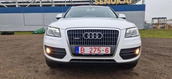White Audi Q5 2011 in Daugavpils, with an engine capacity of 2.00 L and mileage of 285 thousand km for 9650 €, photo 8 on AUTOMOTO.COM.LV