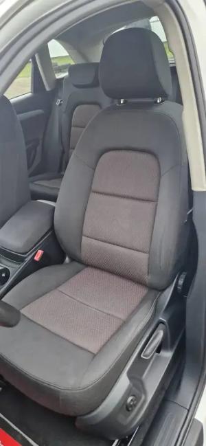 White Audi Q5 2011 in Daugavpils, with an engine capacity of 2.00 L and mileage of 285 thousand km for 9650 €, photo 20 on AUTOMOTO.COM.LV