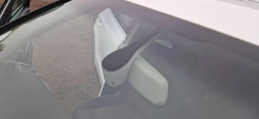 White Audi Q5 2011 in Daugavpils, with an engine capacity of 2.00 L and mileage of 285 thousand km for 9650 €, photo 30 on AUTOMOTO.COM.LV