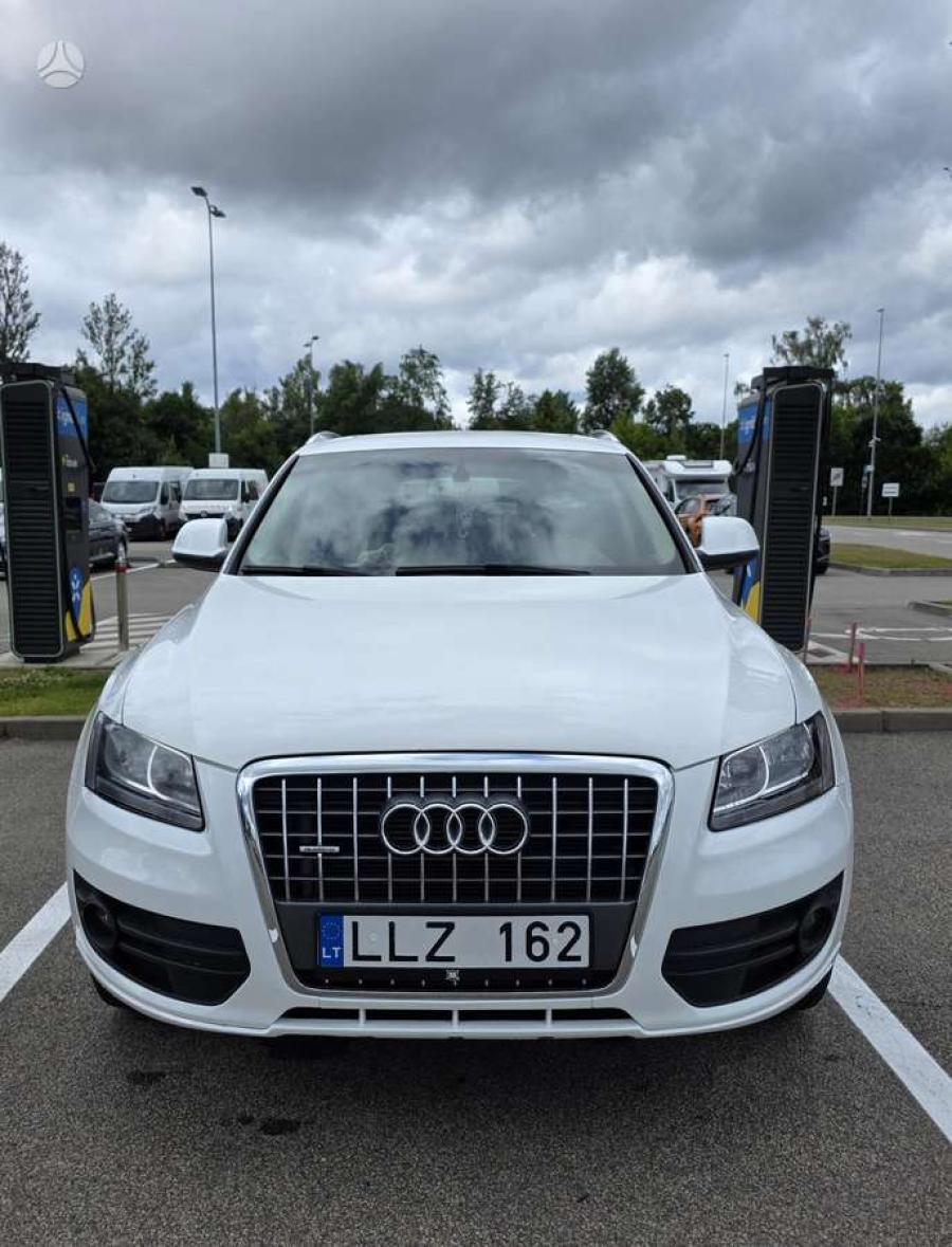 White Audi Q5 2011 in Vilnius, with an engine capacity of 1.98 L and mileage of 256 thousand km for 8300 €, photo 3 on AUTOMOTO.COM.LV