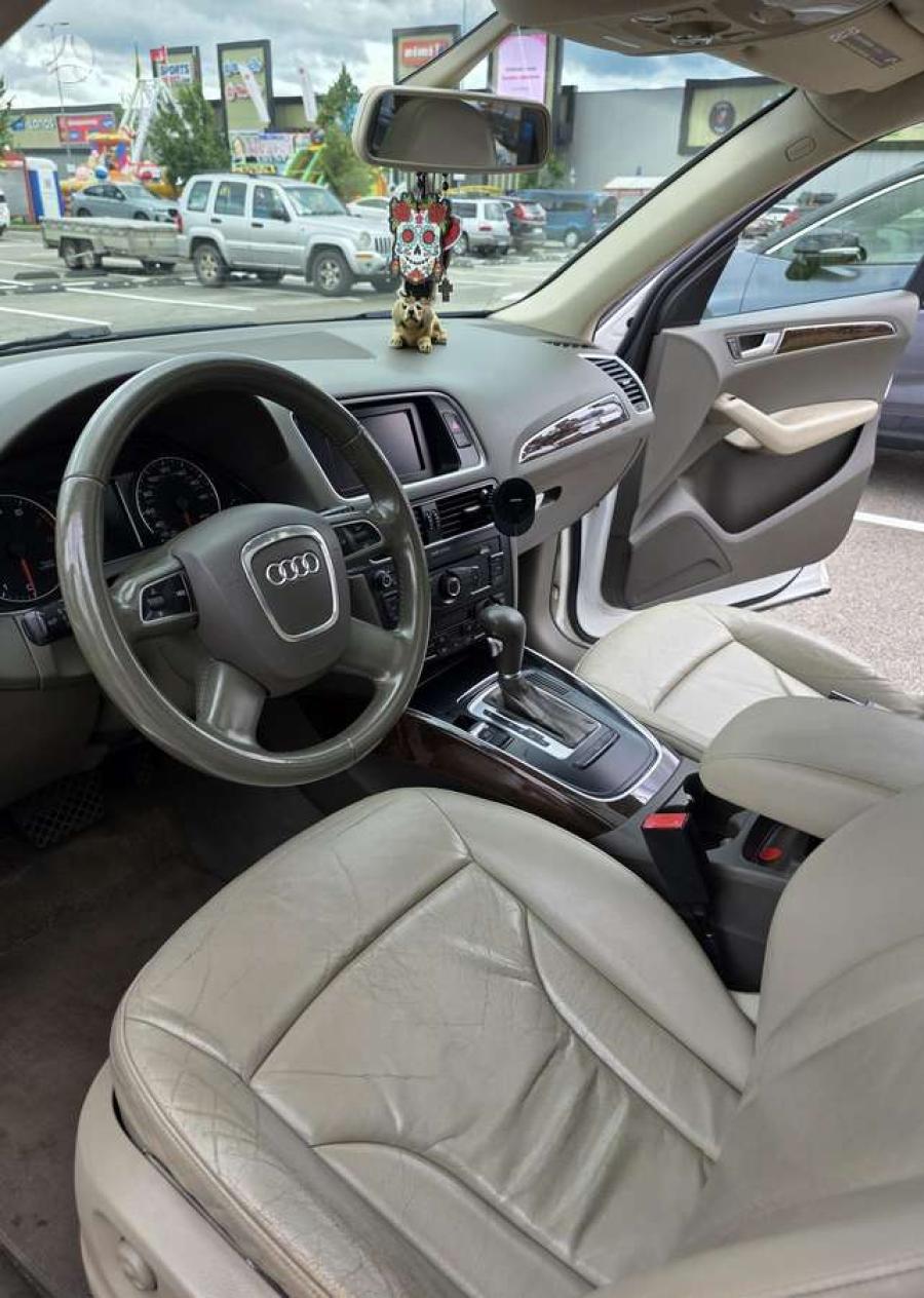 White Audi Q5 2011 in Vilnius, with an engine capacity of 1.98 L and mileage of 256 thousand km for 8300 €, photo 6 on AUTOMOTO.COM.LV