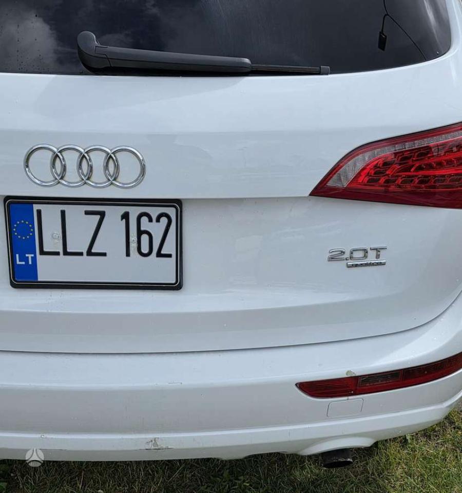 White Audi Q5 2011 in Vilnius, with an engine capacity of 1.98 L and mileage of 256 thousand km for 8300 €, photo 20 on AUTOMOTO.COM.LV