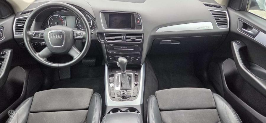 White Audi Q5 2011 in Vilnius, with an engine capacity of 1.97 L and mileage of 269 thousand km for 9200 €, photo 11 on AUTOMOTO.COM.LV