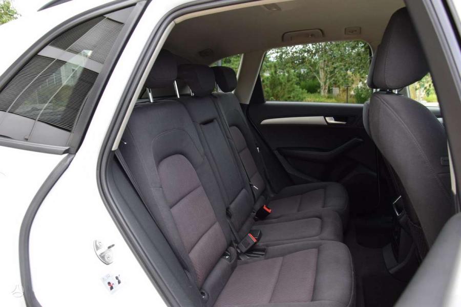 Balts Audi Q5 2011 Viļņa, ar dzinēja tilpumu 1.98 L un nobraukumu 285 tūkst. km par 6600 €, foto 21 vietnē AUTOMOTO.COM.LV