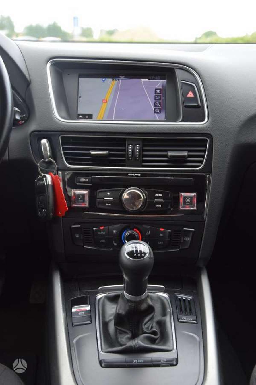 Balts Audi Q5 2011 Viļņa, ar dzinēja tilpumu 1.98 L un nobraukumu 285 tūkst. km par 6600 €, foto 27 vietnē AUTOMOTO.COM.LV