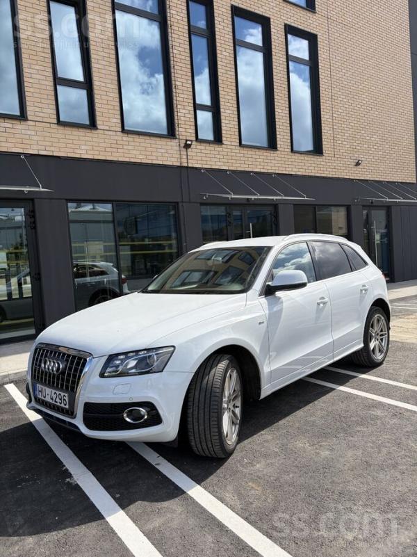 White Audi Q5 2011 in Riga, with an engine capacity of 2.00 L and mileage of 241 thousand km for 10900 €, photo 1 on AUTOMOTO.COM.LV